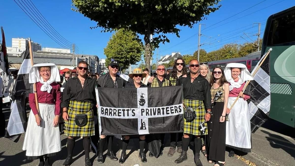 Singing group take Brittany by storm | cornish-times.co.uk