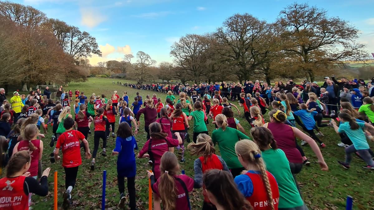 Primary schools cross country at Lanhydrock | cornish-times.co.uk