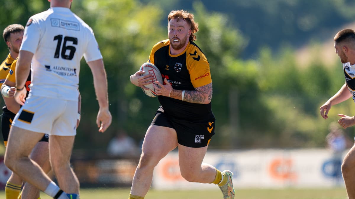 Bolger signs new deal with Choughs | cornish-times.co.uk