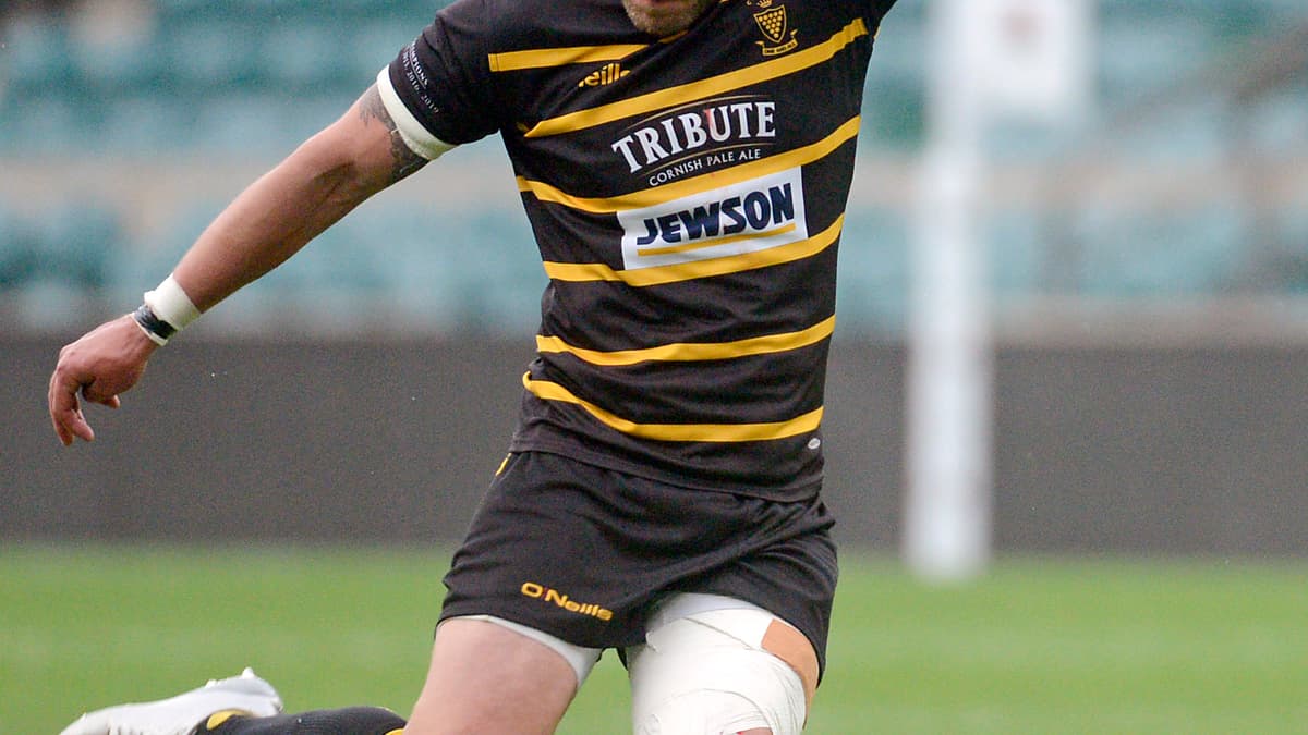 Redruth fly-half signs for Rams | cornish-times.co.uk