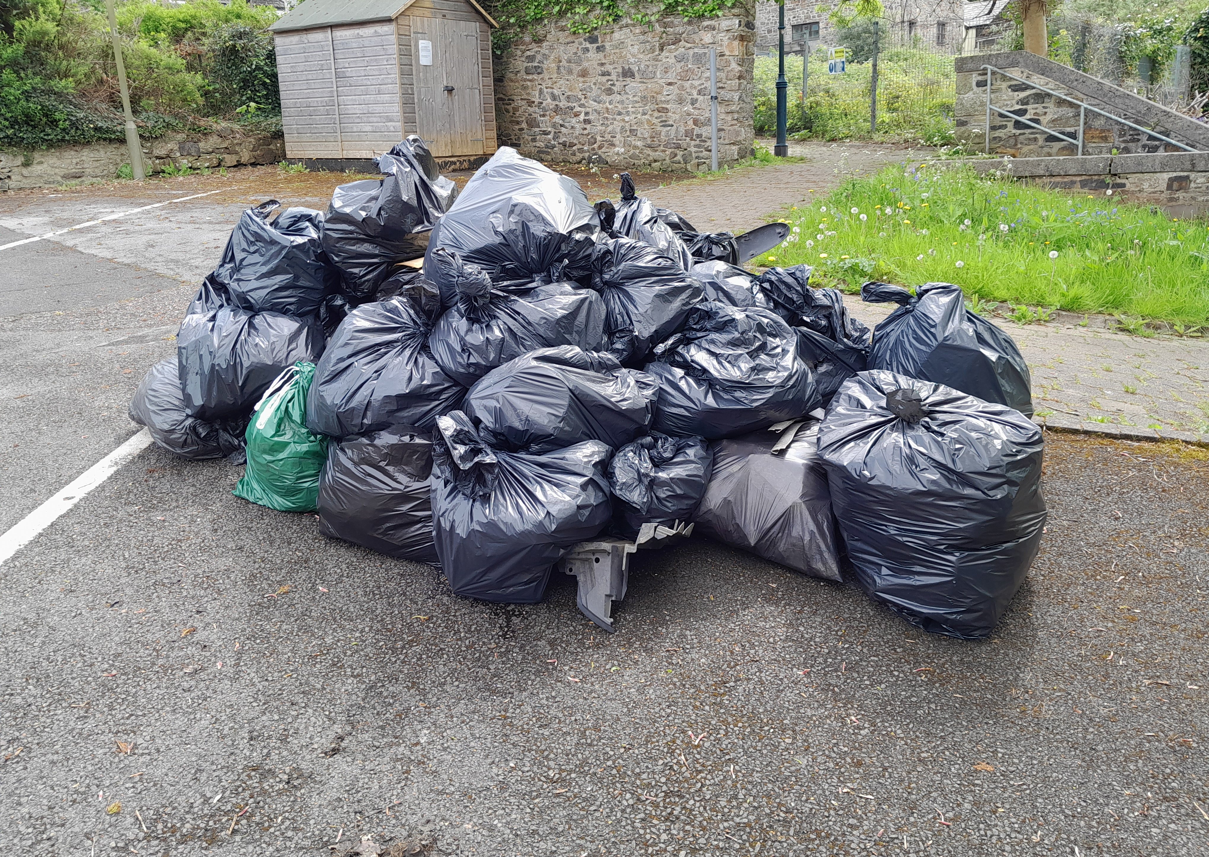 Rubbish collections to remain as normal over bank holiday | cornish-times.co.uk