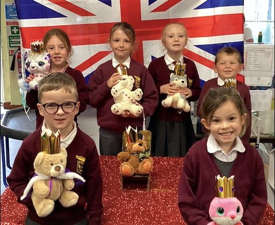 Darite Primary Students host their own coronation celebration | cornish ...