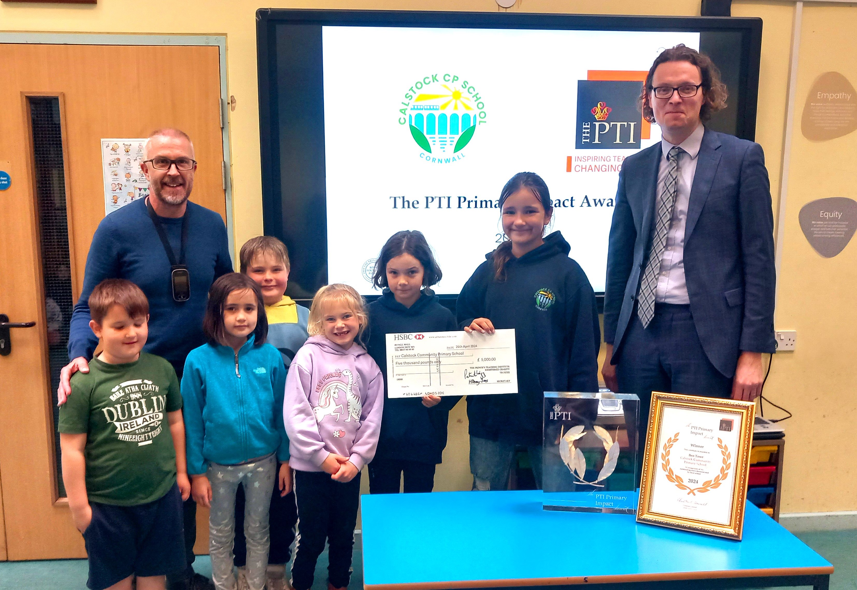 Cornish primary school presented with trophy and £5,000 from education ...