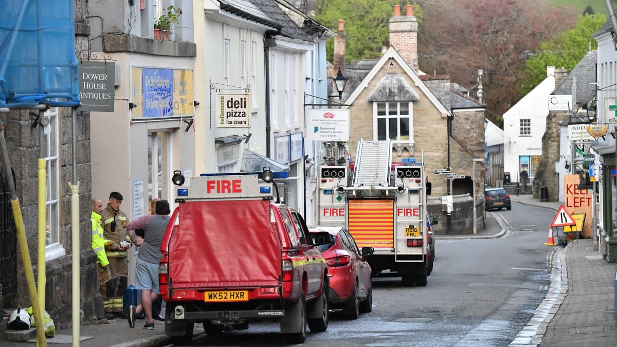 Crews battle fire at residential property in Lostwithiel | cornish-times.co.uk