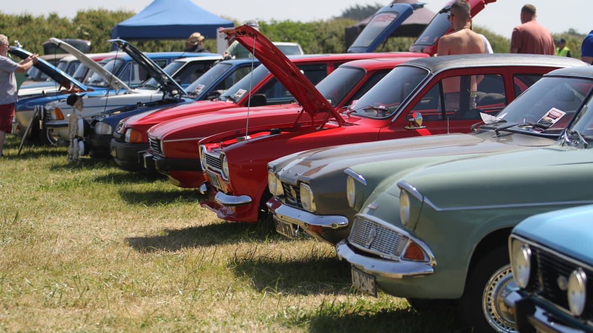Cornish car club put on great show to celebrate legendary marque ...