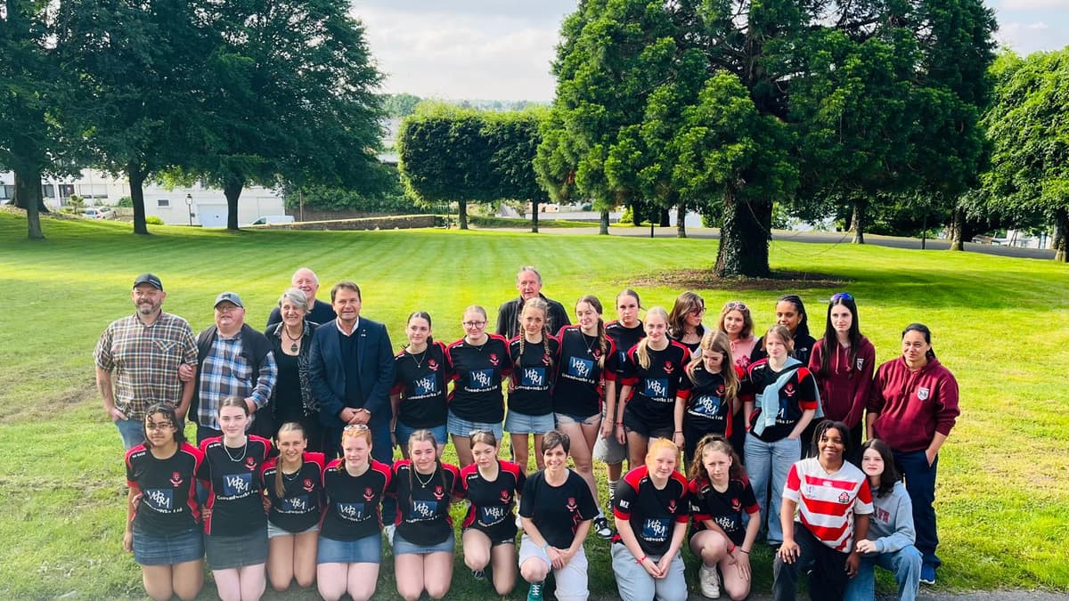 Rugby players forge new friendships with their counterparts across the ...