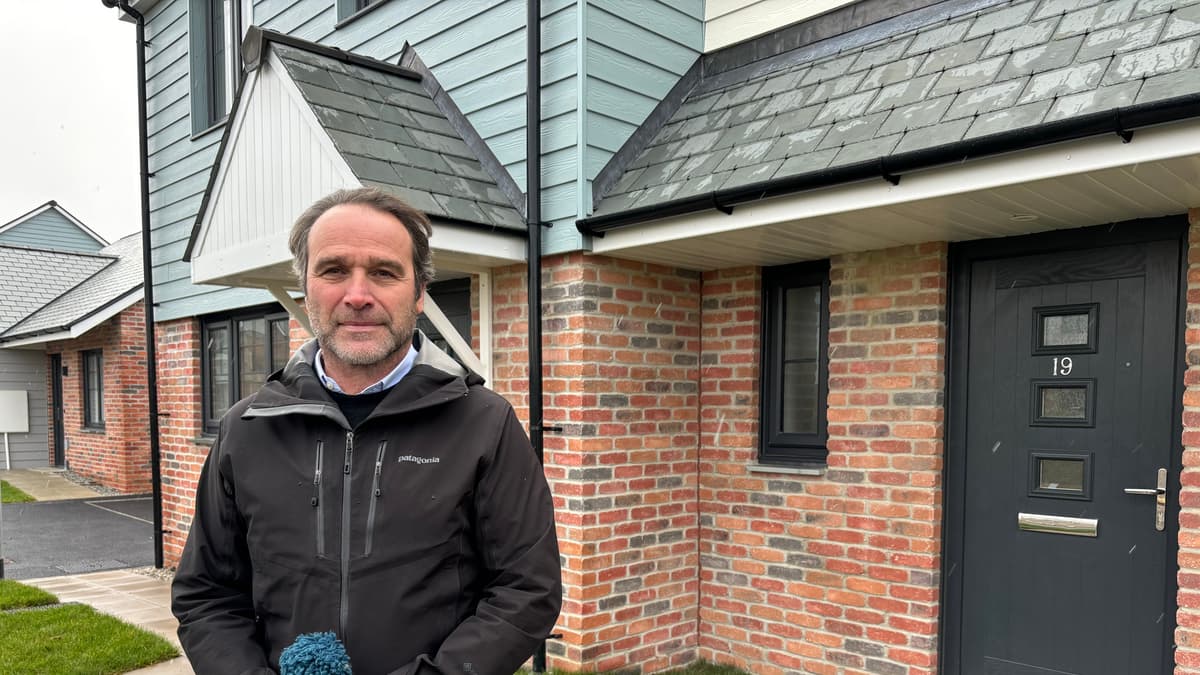 Cornwall Council clarifies whether people from elsewhere are getting council houses | cornish ...