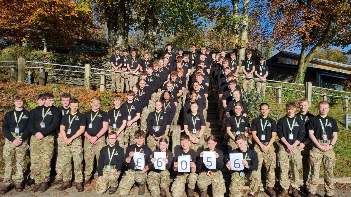 College Poppy Run raises thousands | cornish-times.co.uk