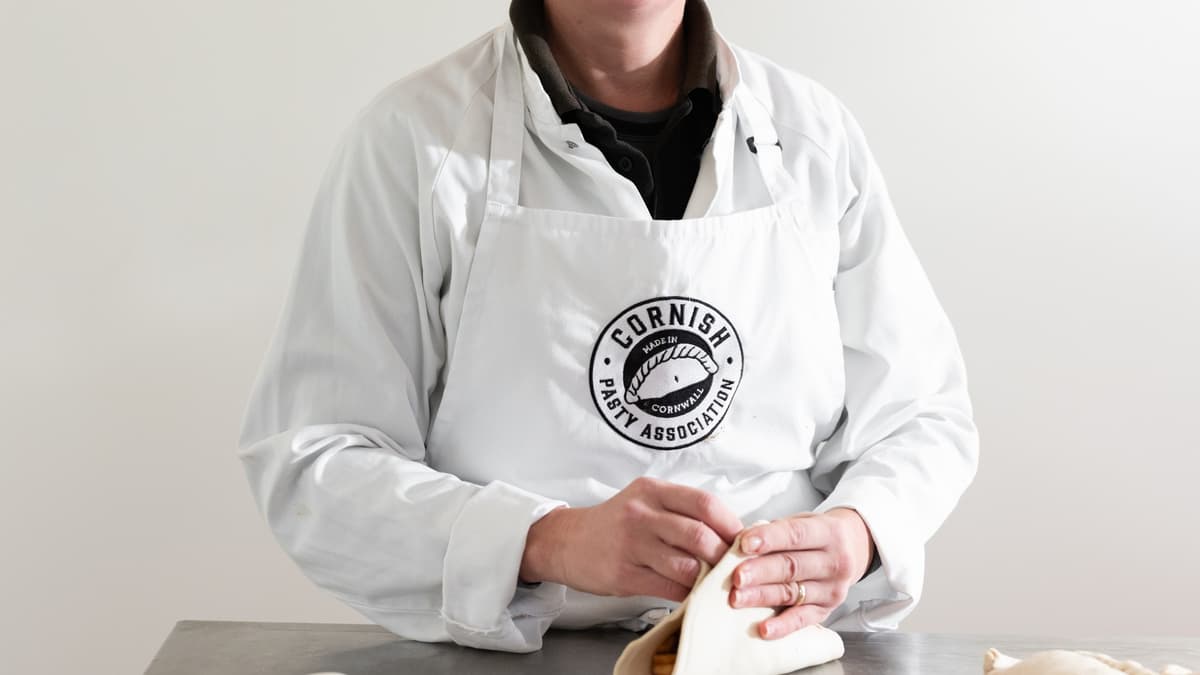 Annual Cornish event aims to find the fastest pasty crimper in the west ...