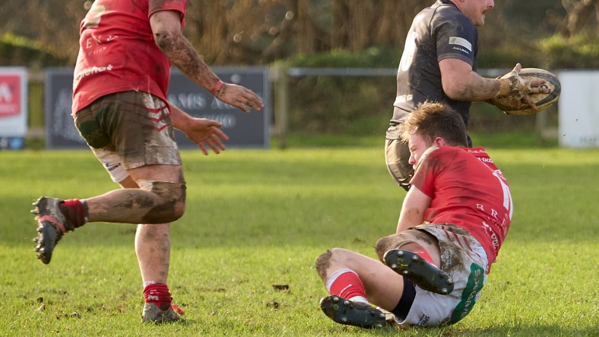 Goldsmith unimpressed after heavy defeat at Barnstaple | cornish-times ...