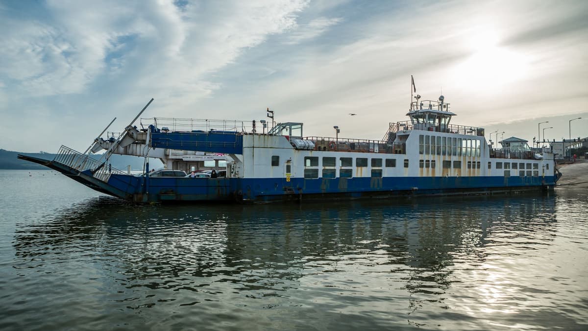 Preparations well underway for refit of Torpoint ferry | cornish-times ...
