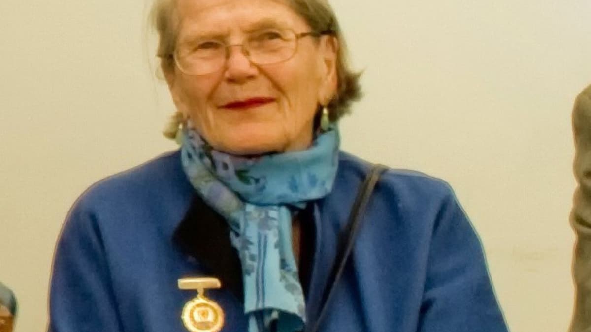 Saltash remembers Freeman in "magnificent" civic memorial service ...
