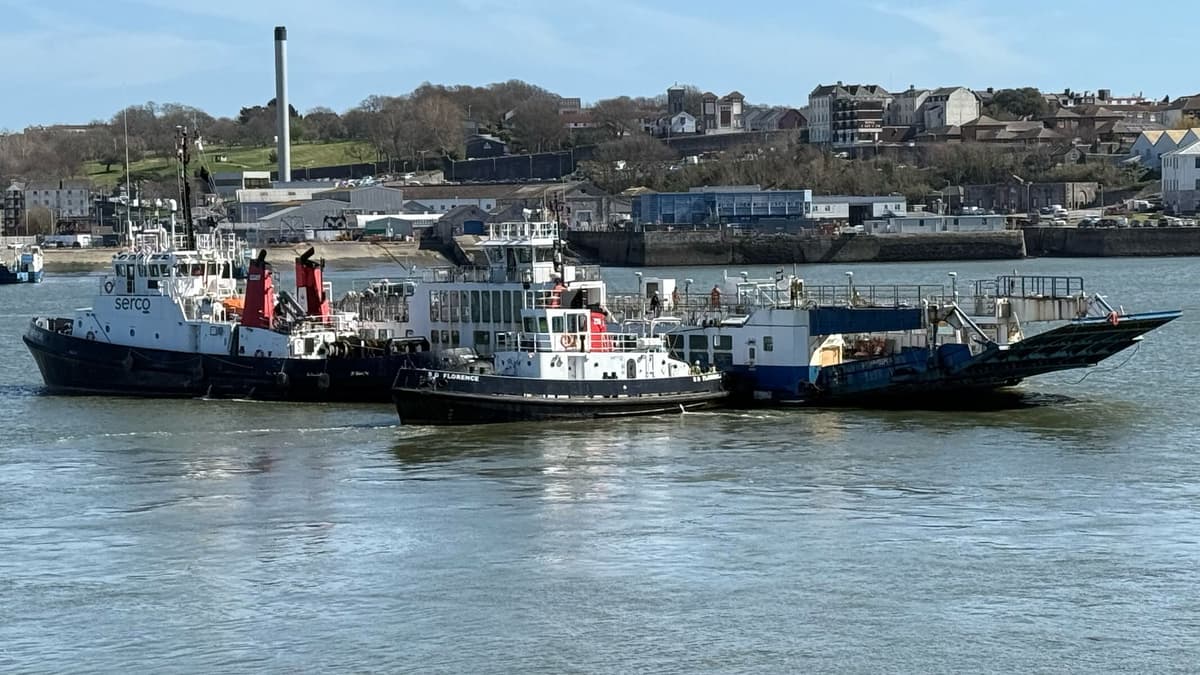Torpoint Ferry arrives in Falmouth but refit works are slightly delayed ...