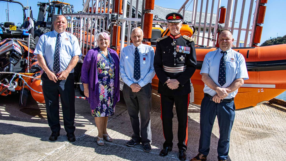 Looe brothers awarded with RNLI long service medals | cornish-times.co.uk