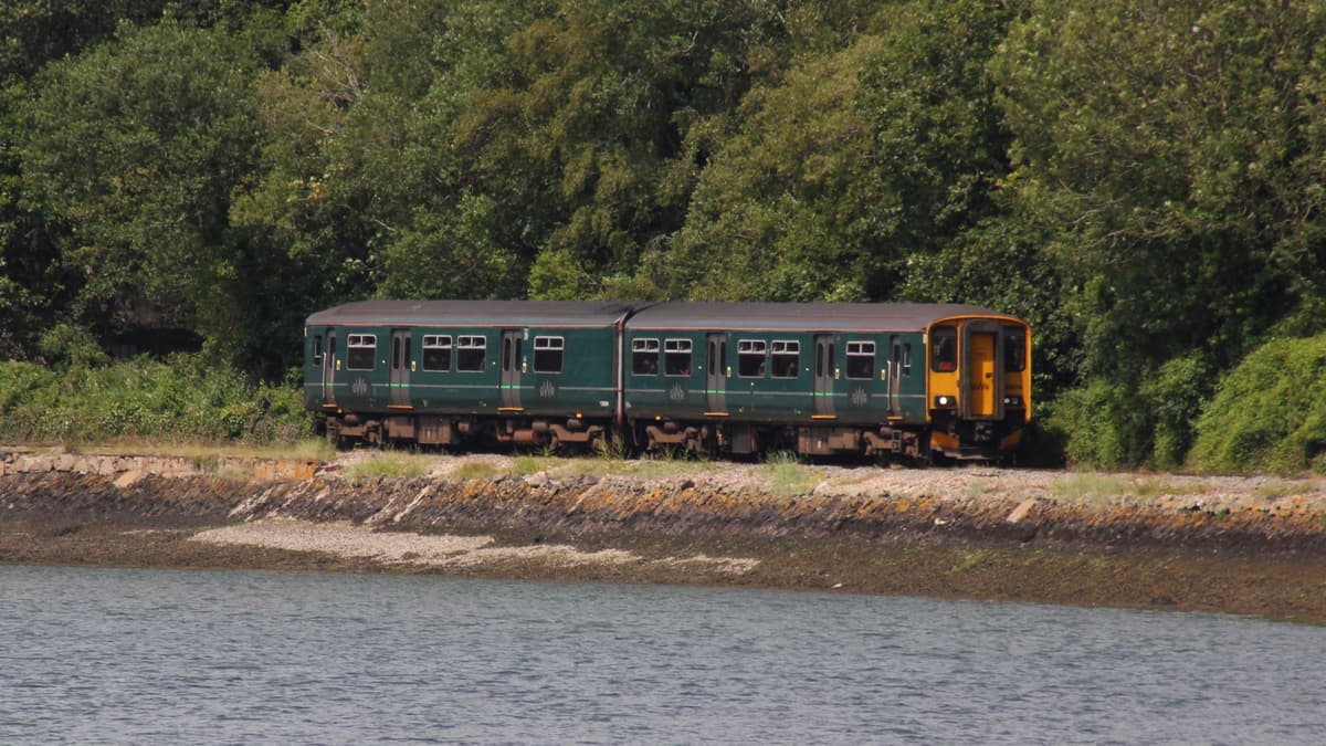 Cornwall rail passengers face ongoing disruption on three routes ...