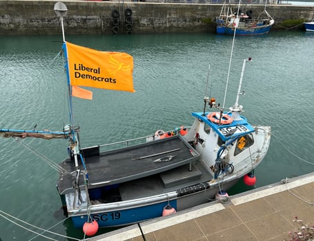 Fishermen slam government over new EU deal | cornish-times.co.uk