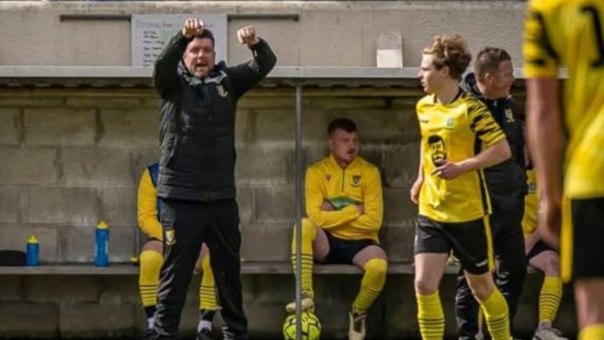 Former Bodmin boss Minett joins Price as joint manager of Launceston ...