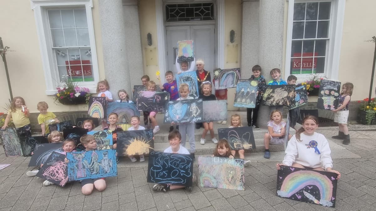 Mayor wowed by talent in Liskeard’s chalk art challenge | cornish-times ...