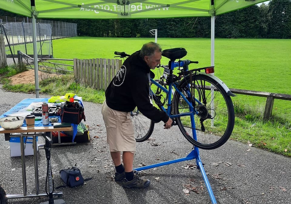 Cyclist can get bikes checked for free at leisure centres | cornish ...