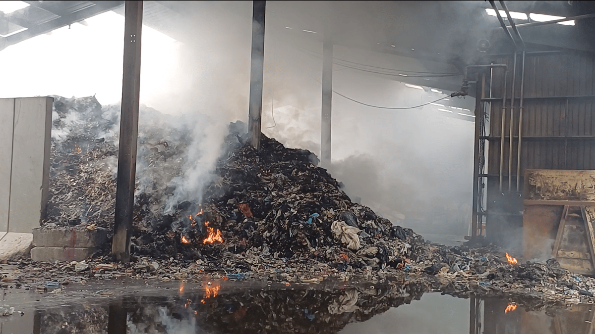 Residents urged to remain vigilant as waste facility fire continues ...
