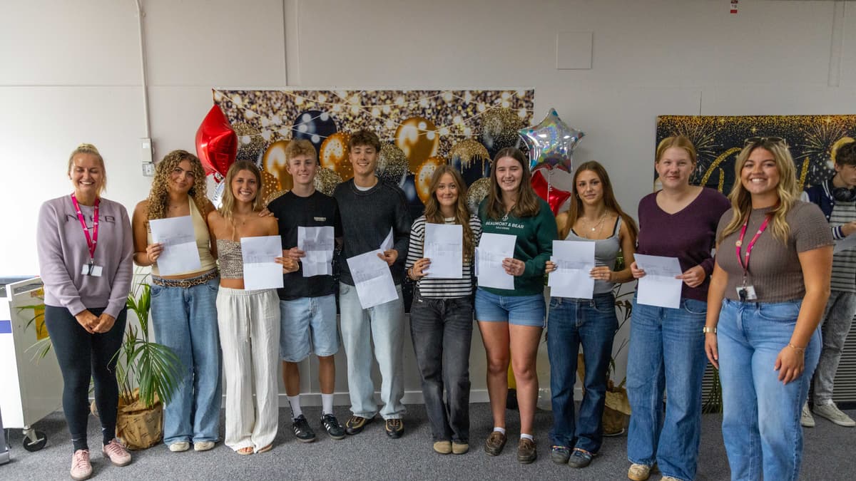 Celebrations for Bodmin College students after GCSE results | cornish-times.co.uk
