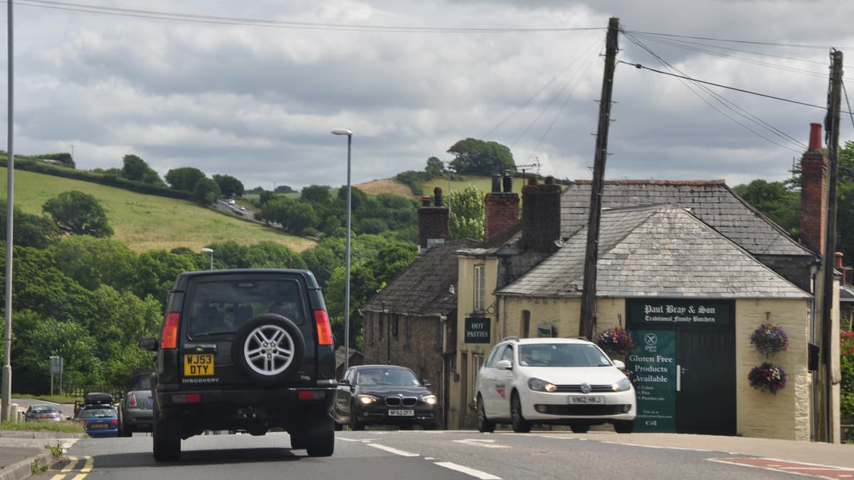 Campaigners delighted as A38 pedestrian crossing approved | cornish ...