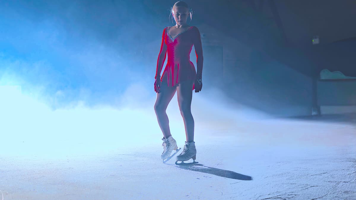 Dazzling display of ice-skating at the Eden Project in Cornwall ...