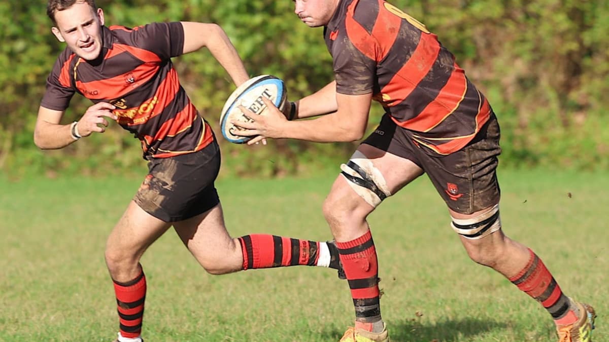 Dack bags brace as Lions earn themselves a bonus | cornish-times.co.uk