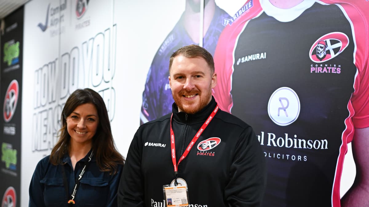 Cornish Pirates kick off new partnership at airport | cornish-times.co.uk